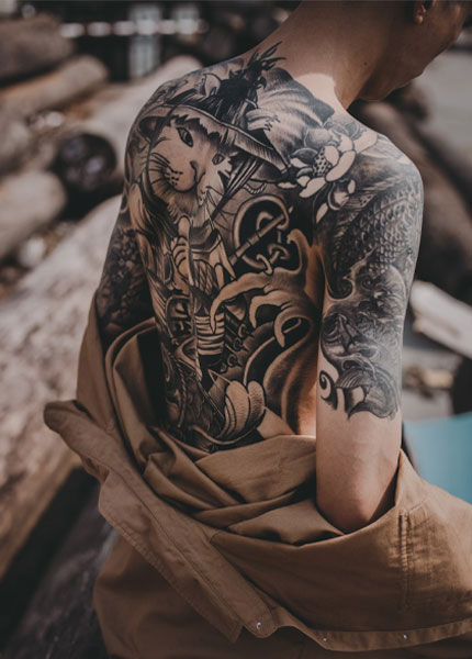 Mani • Skylla Tattoo Studio 2024