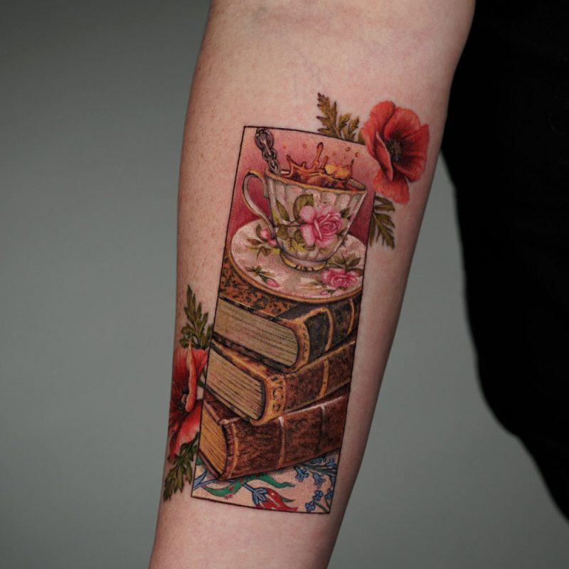 Mani • Skylla Tattoo Studio 2025